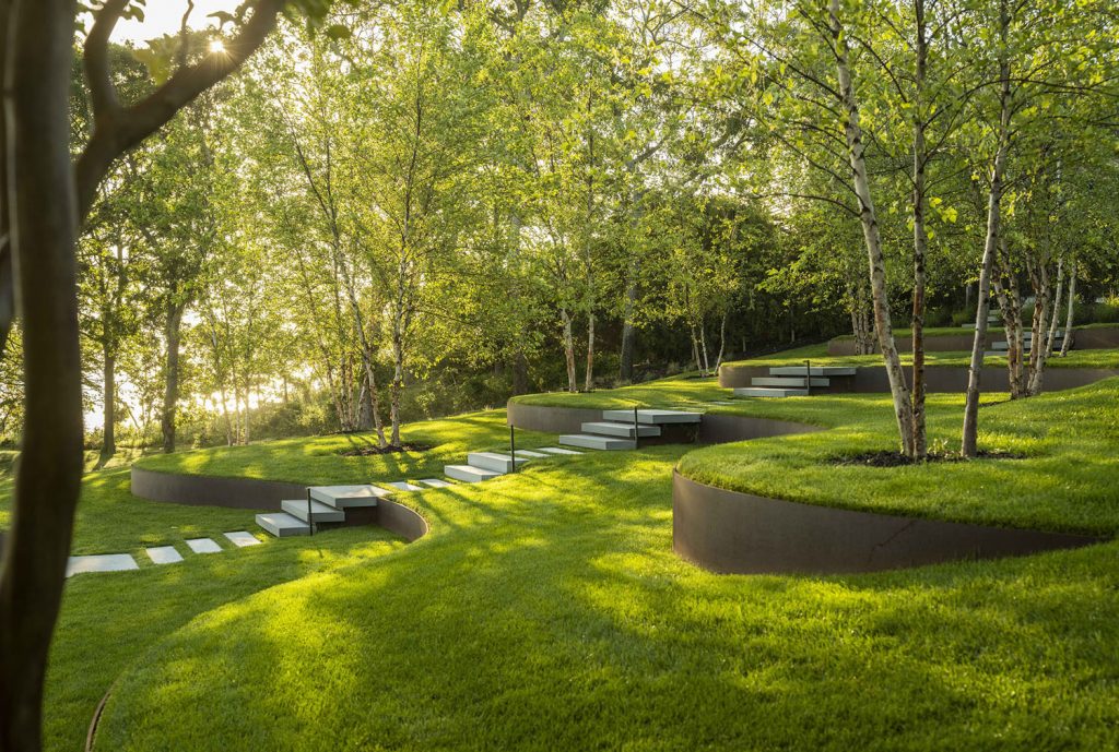 Water’s Edge | Hollander Design